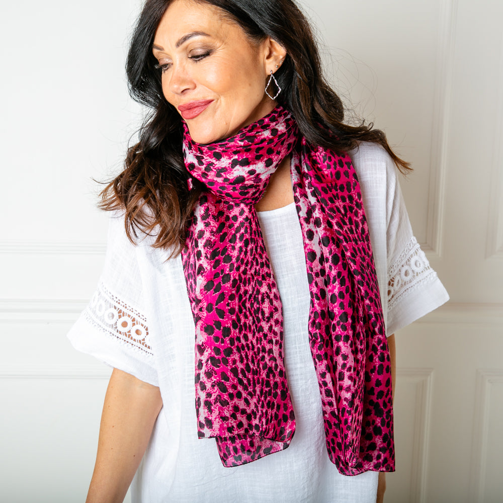 Indian silk scarf store